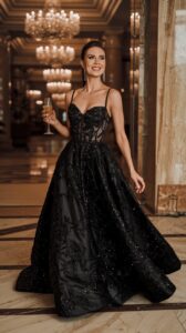 Opera Outfit Ideas: 15 Elegant Looks to Slay Your Next Night at the Theater